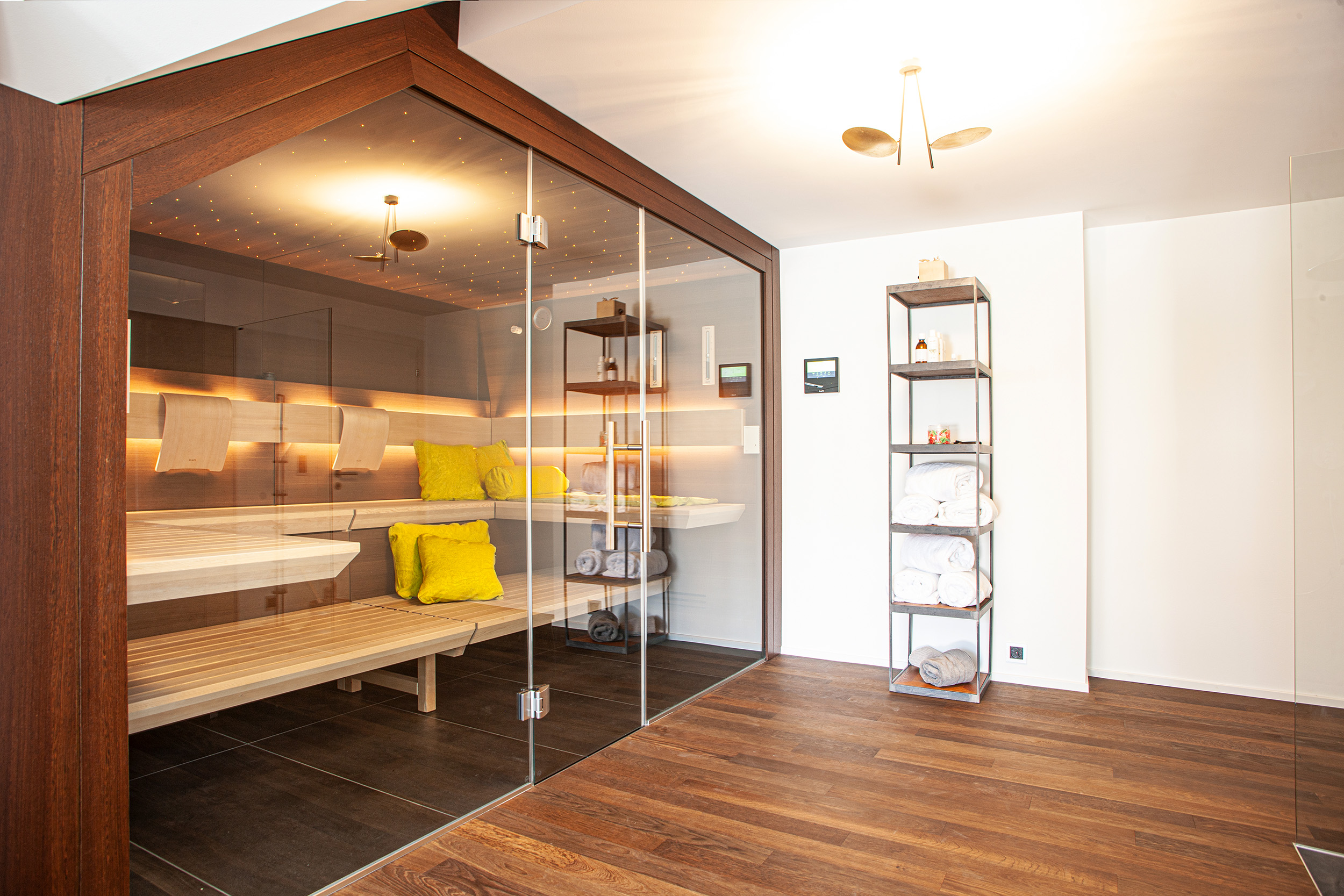 Privatreferenz: Sauna CASENA, Wellnessoase in Maienfeld - KLAFS