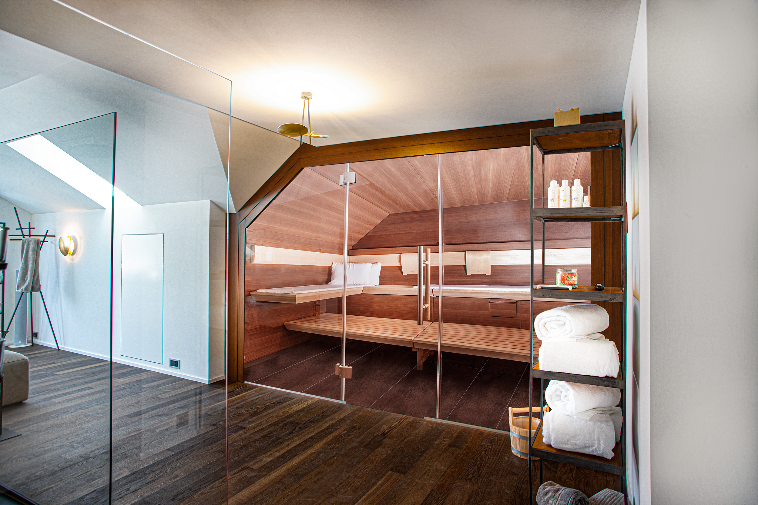 Privatreferenz: Sauna CASENA, Wellnessoase in Maienfeld - KLAFS