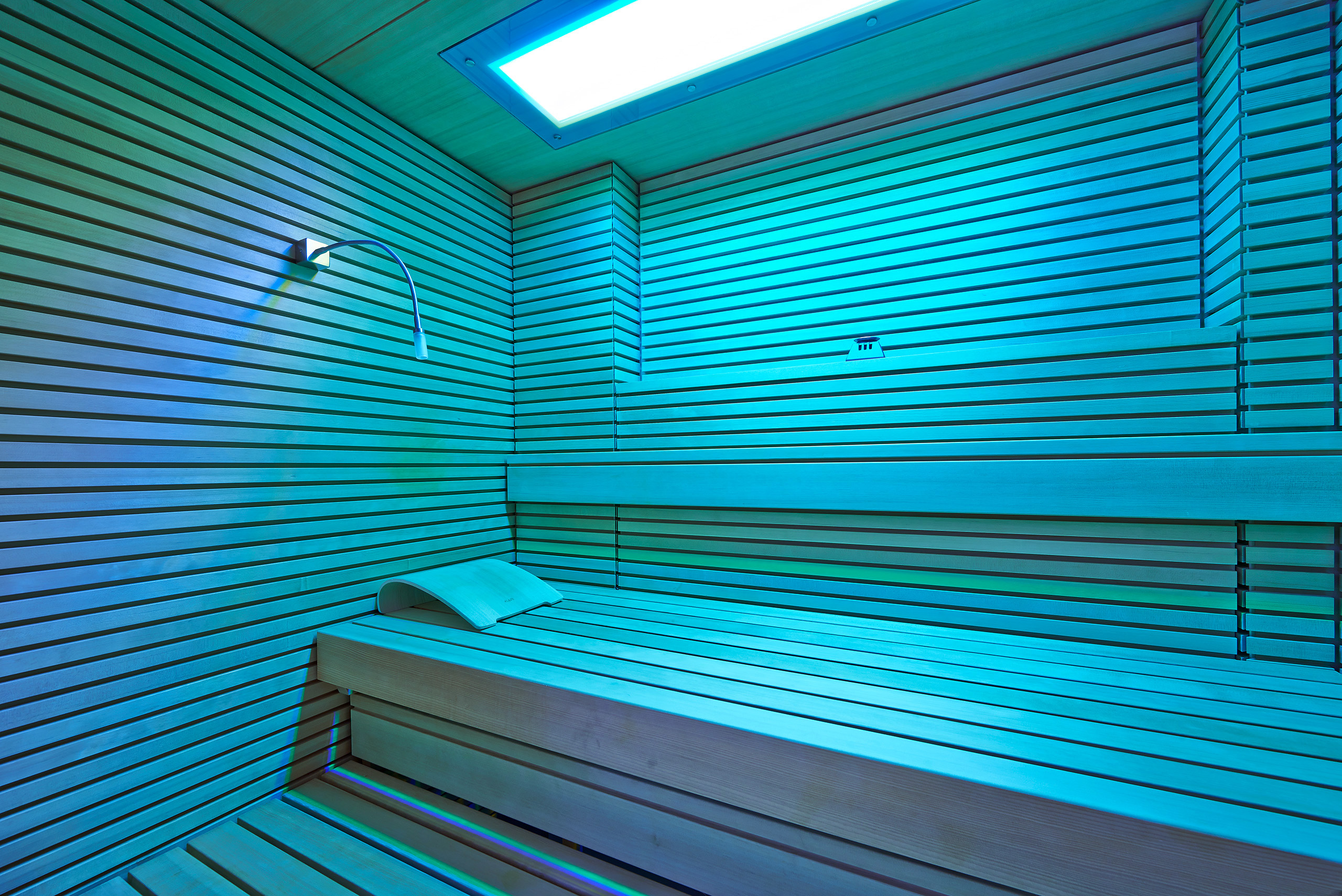 KLAFS - Sauna PURE in extravaganter Penthouse-Wohnung - KLAFS